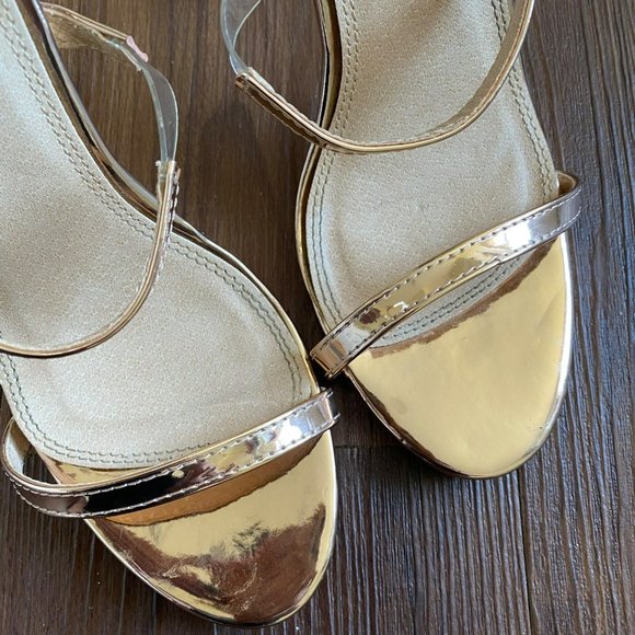 Windsor | Shoes | Windsor Rose Gold Metallic Chrome Triple Strap Formal ...